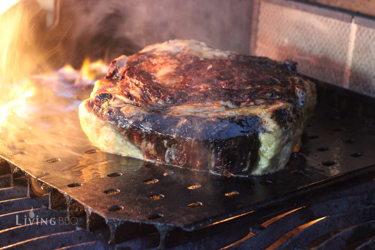 Steak rückwärts grillen (Reverse Sear) mit Dry Aged "alte Kuh ...