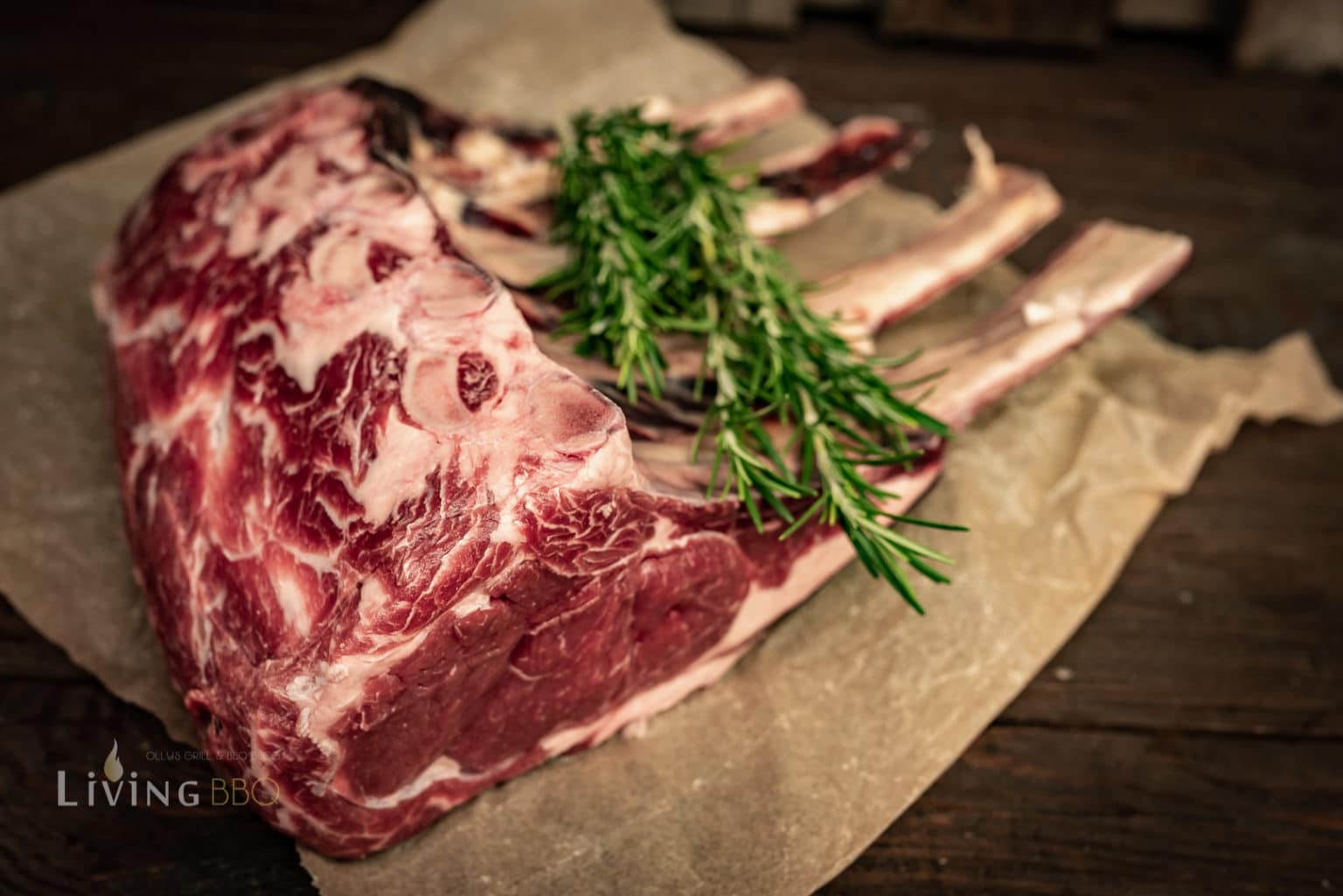 Hochrippenbraten - Prime Rib von der Rotisserie - LivingBBQ.de