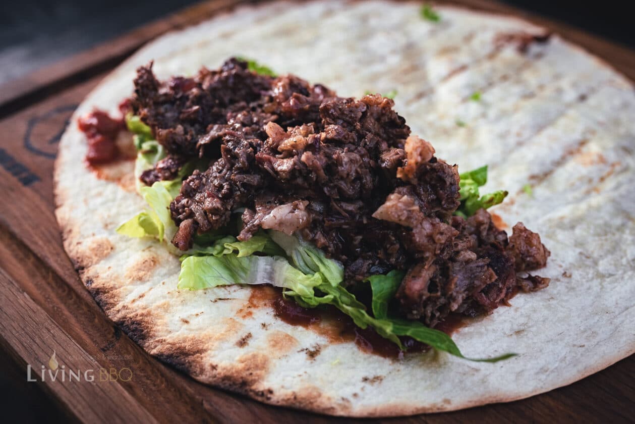 Short Ribs Burrito mit Süsskartoffel Stroh - LivingBBQ.de